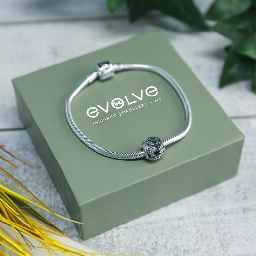 August Birthstone Starter Bracelet – Evolve Inspired Jewellery
