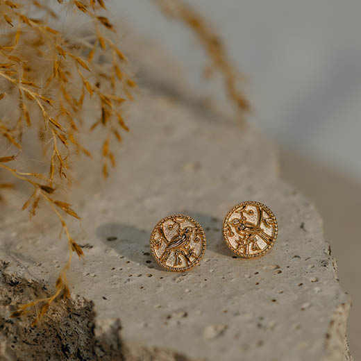Tui Coin Studs (Admired) - Gold – Evolve Inspired Jewellery